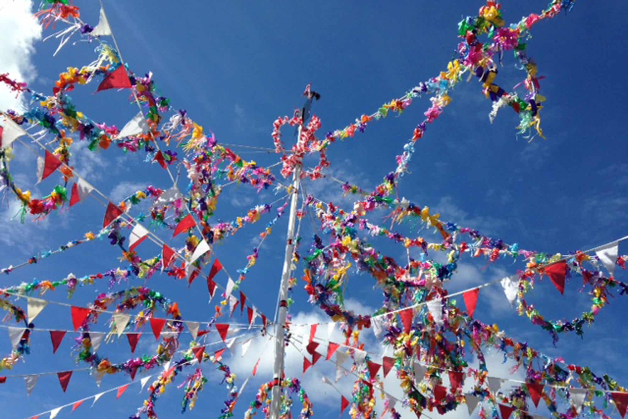 Cornish Maytime Merriment | Harbour Holidays