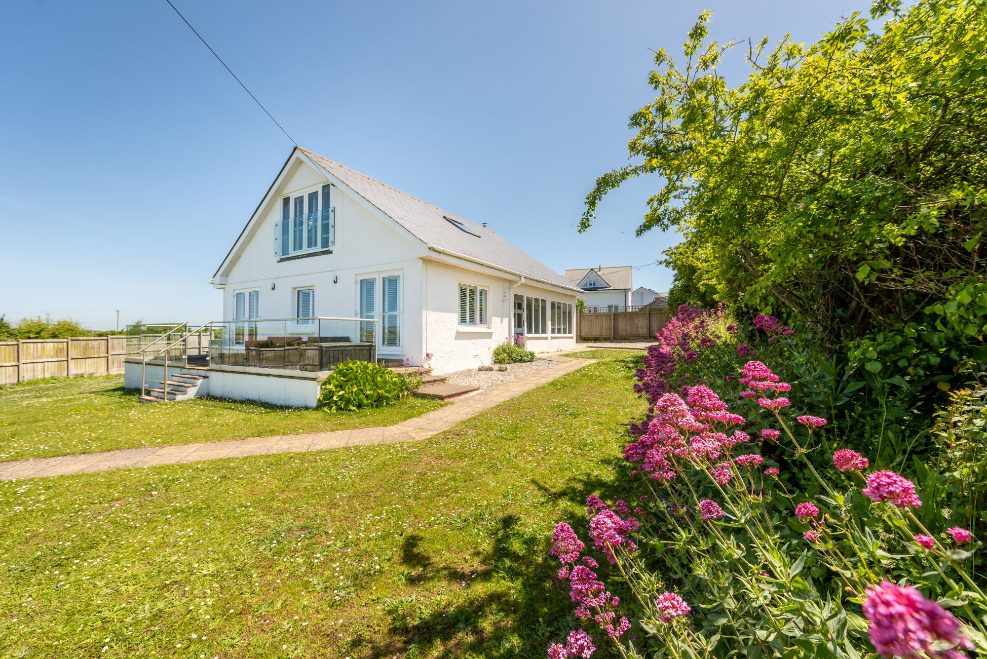 Dawn, Trevone, | Harbour Holidays